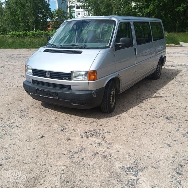 Pelēks Volkswagen Transporter 2002 Viļņa, ar dzinēja tilpumu 2.50 L un nobraukumu 260 tūkst. km par 3200 €, foto 2 vietnē AUTOMOTO.COM.LV