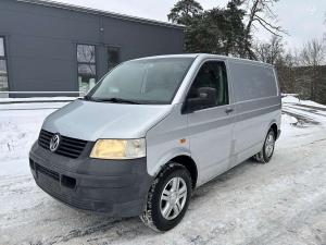 Pelēks Volkswagen Transporter 2005 Viļņa, ar dzinēja tilpumu 2.50 L un nobraukumu 269 tūkst. km par 3600 €, foto 3 vietnē AUTOMOTO.COM.LV