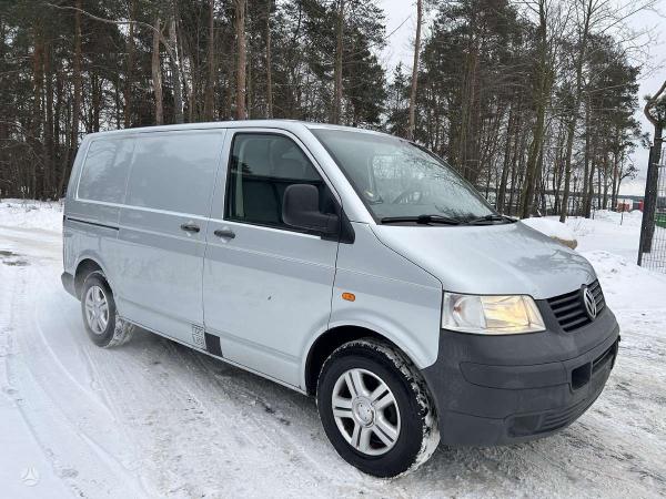 Grey Volkswagen Transporter 2005 in Vilnius, with an engine capacity of 2.50 L and mileage of 269 thousand km for 3300 €, photo 1 on AUTOMOTO.COM.LV