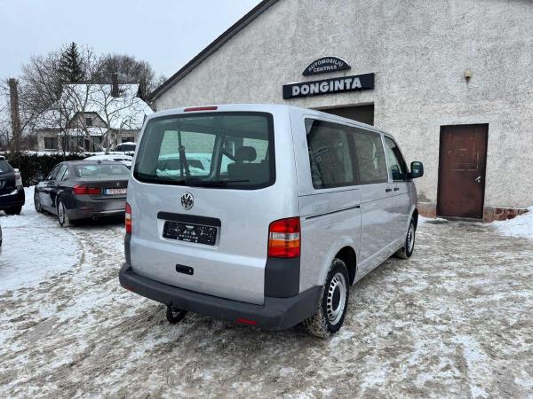 Pelēks Volkswagen Transporter 2006 Jurbarkas, ar dzinēja tilpumu 1.90 L un nobraukumu 218 tūkst. km par 5650 €, foto 5 vietnē AUTOMOTO.COM.LV