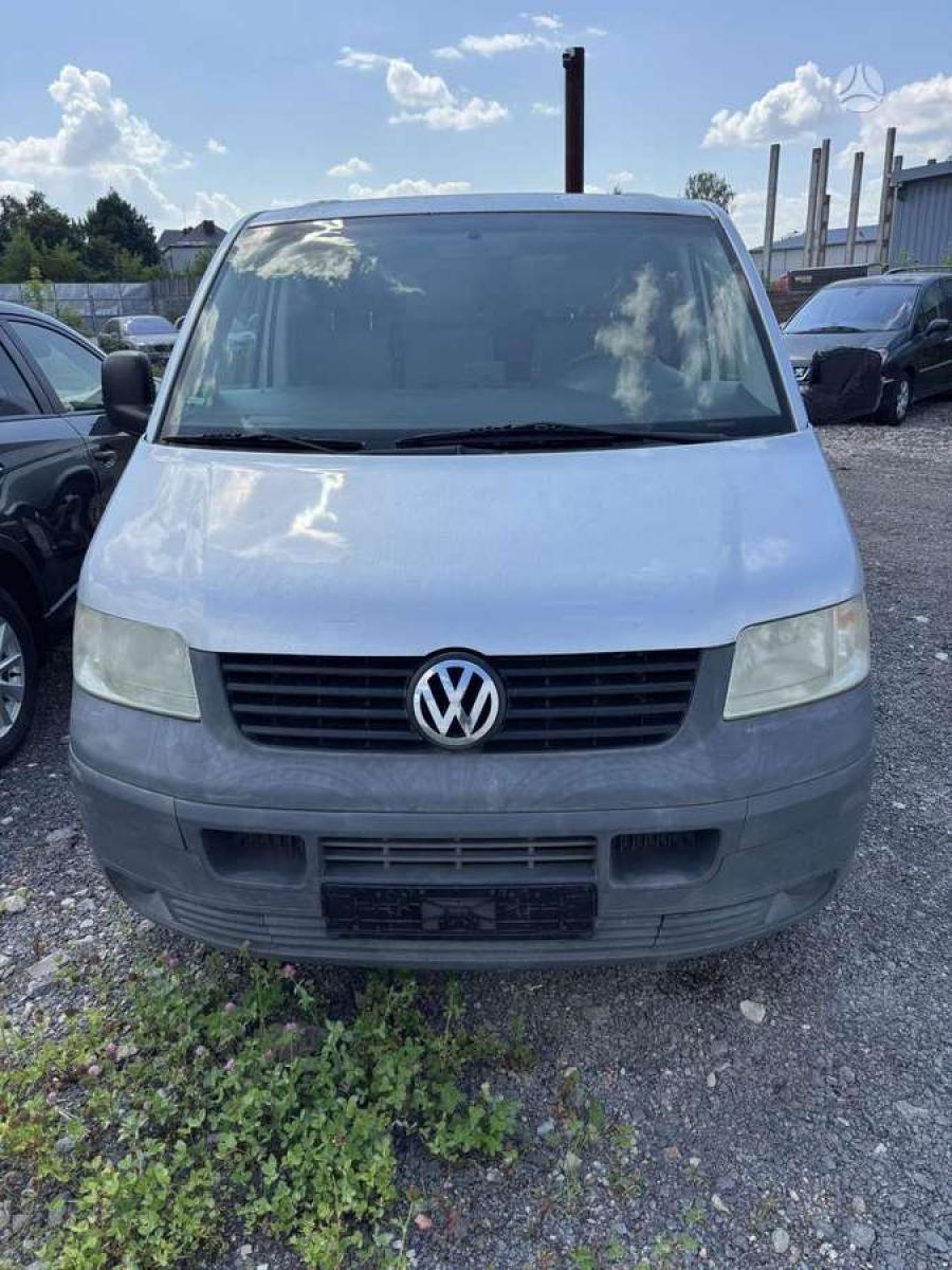 Pelēks Volkswagen Transporter 2006 Kauņa, ar dzinēja tilpumu 2.46 L un nobraukumu 350 tūkst. km par 3333 €, foto 3 vietnē AUTOMOTO.COM.LV