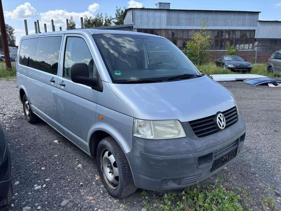 Pelēks Volkswagen Transporter 2006 Kauņa, ar dzinēja tilpumu 2.46 L un nobraukumu 350 tūkst. km par 3333 €, foto 6 vietnē AUTOMOTO.COM.LV