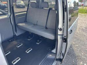 Pelēks Volkswagen Transporter 2006 Kauņa, ar dzinēja tilpumu 2.46 L un nobraukumu 350 tūkst. km par 3333 €, foto 8 vietnē AUTOMOTO.COM.LV