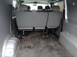 Grey Volkswagen Transporter 2007 in Kaunas, with an engine capacity of 2.50 L and mileage of 480 thousand km for 2999 €, photo 9 on AUTOMOTO.COM.LV