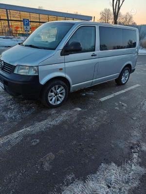 Pelēks Volkswagen Transporter 2007 Viļņa, ar dzinēja tilpumu 1.90 L un nobraukumu 376 tūkst. km par 5500 €, foto  vietnē AUTOMOTO.COM.LV