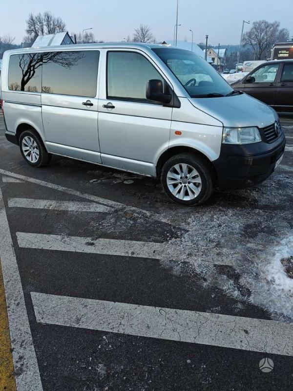 Pelēks Volkswagen Transporter 2007 Viļņa, ar dzinēja tilpumu 1.90 L un nobraukumu 376 tūkst. km par 5500 €, foto 2 vietnē AUTOMOTO.COM.LV