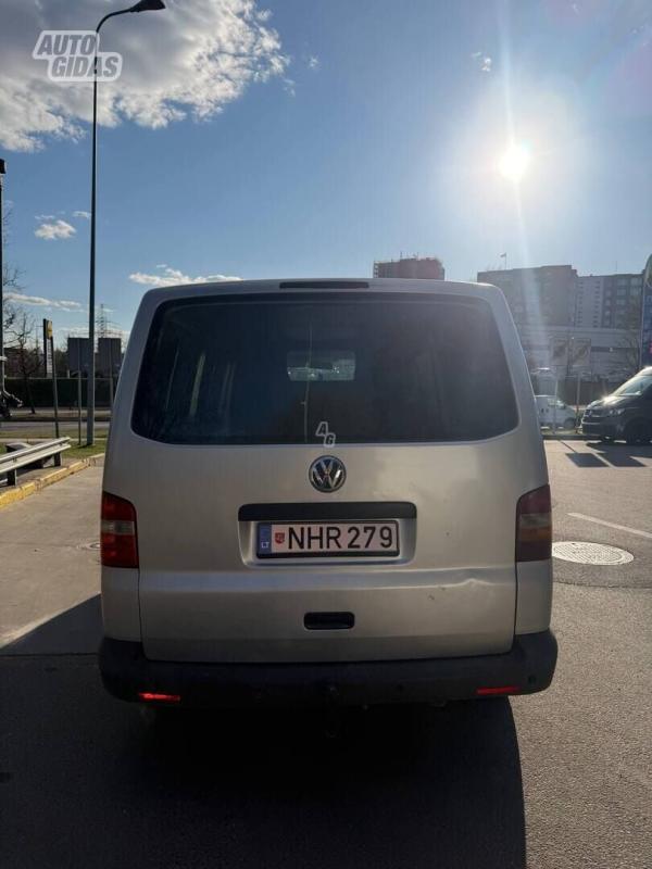 Pelēks Volkswagen Transporter 2007 Viļņa, ar dzinēja tilpumu 1.90 L un nobraukumu 400 tūkst. km par 3000 €, foto 6 vietnē AUTOMOTO.COM.LV