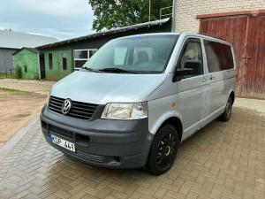 Pelēks Volkswagen Transporter 2007 Viļņa, ar dzinēja tilpumu 1.90 L un nobraukumu 400 tūkst. km par 1300 €, foto  vietnē AUTOMOTO.COM.LV