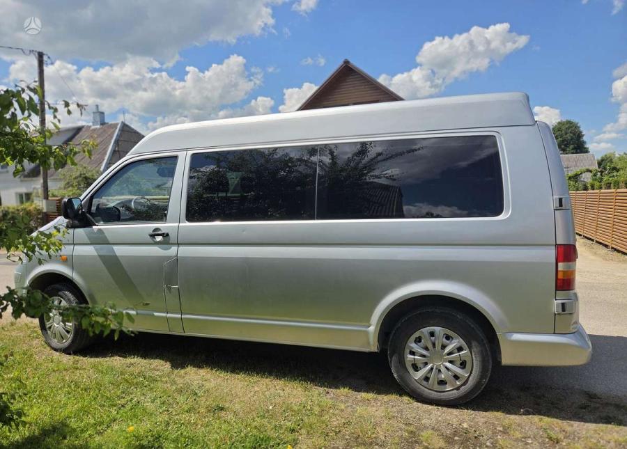 Pelēks Volkswagen Transporter 2007 Biržai, ar dzinēja tilpumu 2.46 L un nobraukumu 252 tūkst. km par 7900 €, foto 5 vietnē AUTOMOTO.COM.LV