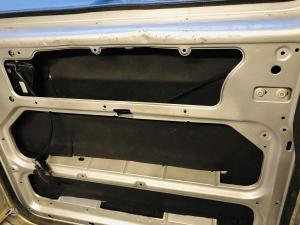 Grey Volkswagen Transporter 2007 in Kaunas, with an engine capacity of 1.90 L and mileage of 196 thousand km for 4500 €, photo 19 on AUTOMOTO.COM.LV