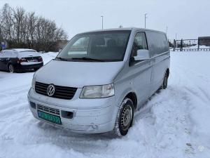 Grey Volkswagen Transporter 2008 in Panevezys, with an engine capacity of 2.46 L and mileage of 272 thousand km for 4500 €, photo  on AUTOMOTO.COM.LV