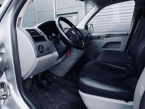 Grey Volkswagen Transporter 2008 in Utena, with an engine capacity of 1.90 L and mileage of 187 thousand km for 5950 €, photo 7 on AUTOMOTO.COM.LV