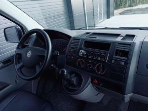 Grey Volkswagen Transporter 2008 in Utena, with an engine capacity of 1.90 L and mileage of 187 thousand km for 5950 €, photo 32 on AUTOMOTO.COM.LV