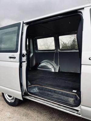 Grey Volkswagen Transporter 2008 in Utena, with an engine capacity of 1.90 L and mileage of 187 thousand km for 5950 €, photo 48 on AUTOMOTO.COM.LV