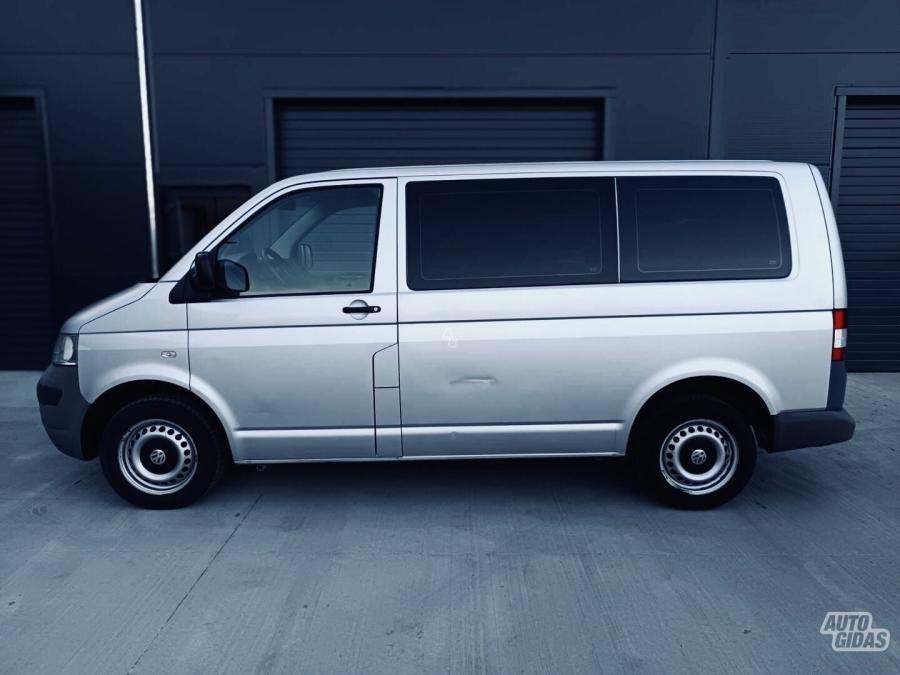 Pelēks Volkswagen Transporter 2008 Utena, ar dzinēja tilpumu 1.90 L un nobraukumu 187 tūkst. km par 5950 €, foto 13 vietnē AUTOMOTO.COM.LV