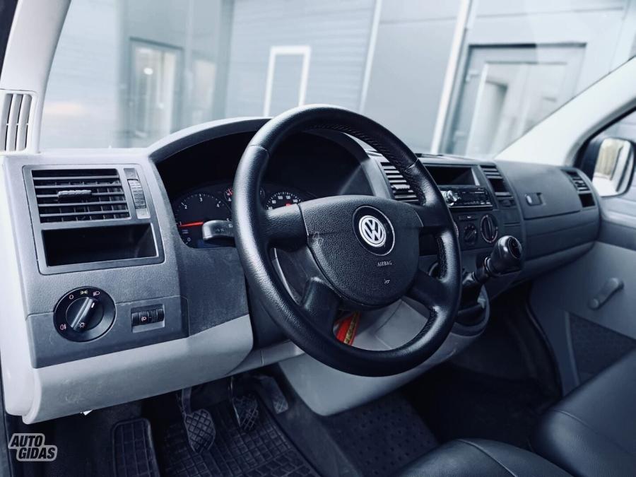 Pelēks Volkswagen Transporter 2008 Utena, ar dzinēja tilpumu 1.90 L un nobraukumu 187 tūkst. km par 5950 €, foto 19 vietnē AUTOMOTO.COM.LV