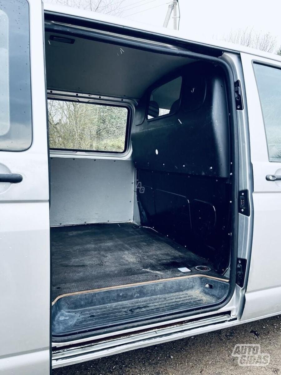Pelēks Volkswagen Transporter 2008 Utena, ar dzinēja tilpumu 1.90 L un nobraukumu 187 tūkst. km par 5950 €, foto 33 vietnē AUTOMOTO.COM.LV