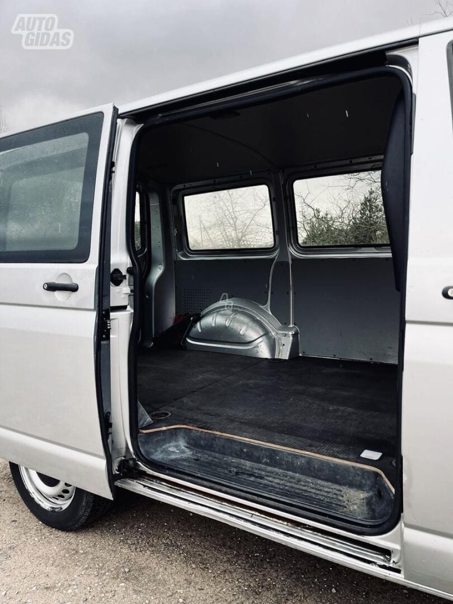 Pelēks Volkswagen Transporter 2008 Utena, ar dzinēja tilpumu 1.90 L un nobraukumu 187 tūkst. km par 5950 €, foto 34 vietnē AUTOMOTO.COM.LV