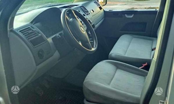 Pelēks Volkswagen Transporter 2008 Kauņa, ar dzinēja tilpumu 1.90 L un nobraukumu 260 tūkst. km par 3700 €, foto 5 vietnē AUTOMOTO.COM.LV