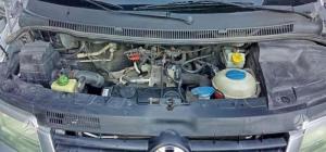 Grey Volkswagen Transporter 2008 in Kaunas, with an engine capacity of 1.90 L and mileage of 260 thousand km for 3700 €, photo 7 on AUTOMOTO.COM.LV