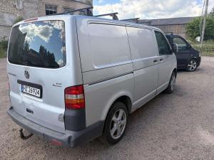 Pelēks Volkswagen Transporter 2009 Raseiniai, ar dzinēja tilpumu 2.50 L un nobraukumu 280 tūkst. km par 4000 €, foto 4 vietnē AUTOMOTO.COM.LV