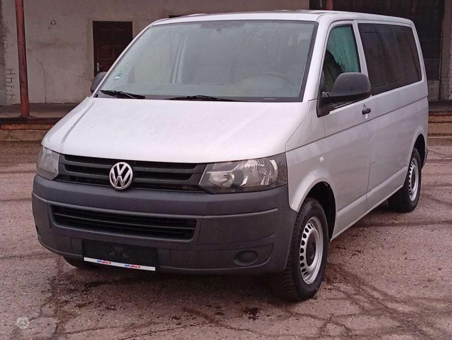 Pelēks Volkswagen Transporter 2010 Kėdainiai, ar dzinēja tilpumu 2.00 L un nobraukumu 282 tūkst. km par 8800 €, foto 1 vietnē AUTOMOTO.COM.LV