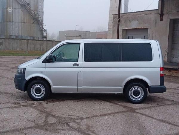 Pelēks Volkswagen Transporter 2010 Kėdainiai, ar dzinēja tilpumu 2.00 L un nobraukumu 282 tūkst. km par 8800 €, foto 3 vietnē AUTOMOTO.COM.LV