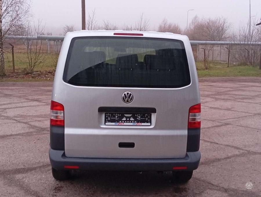 Pelēks Volkswagen Transporter 2010 Kėdainiai, ar dzinēja tilpumu 2.00 L un nobraukumu 282 tūkst. km par 8800 €, foto 5 vietnē AUTOMOTO.COM.LV