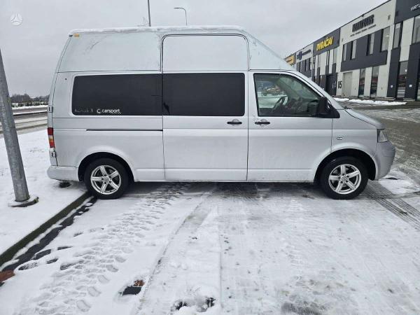 Grey Volkswagen Transporter 2010 in Vilnius, with an engine capacity of 2.46 L and mileage of 442 thousand km for 3200 €, photo 2 on AUTOMOTO.COM.LV