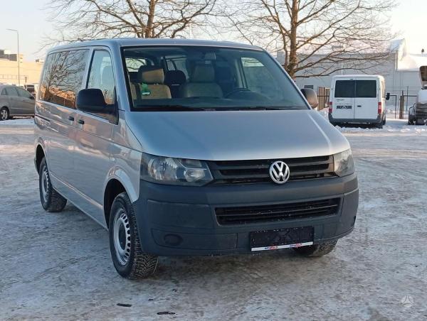 Grey Volkswagen Transporter 2010 in Kedainiai, with an engine capacity of 2.00 L and mileage of 282 thousand km for 9700 €, photo 2 on AUTOMOTO.COM.LV