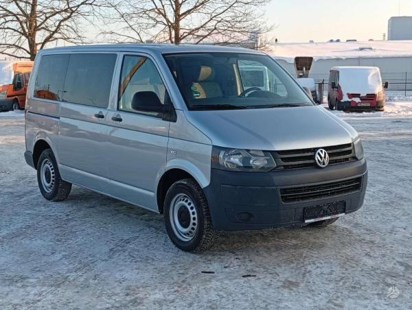 Grey Volkswagen Transporter 2010 in Kedainiai, with an engine capacity of 2.00 L and mileage of 282 thousand km for 9700 €, photo 9 on AUTOMOTO.COM.LV