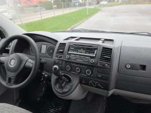 Pelēks Volkswagen Transporter 2012 Kretinga, ar dzinēja tilpumu 2.00 L un nobraukumu 282 tūkst. km par 6995 €, foto 14 vietnē AUTOMOTO.COM.LV