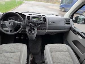 Pelēks Volkswagen Transporter 2012 Kretinga, ar dzinēja tilpumu 2.00 L un nobraukumu 282 tūkst. km par 6995 €, foto 16 vietnē AUTOMOTO.COM.LV