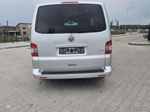Grey Volkswagen Transporter 2012 in Vilnius, with an engine capacity of 2.00 L and mileage of 279 thousand km for 6900 €, photo 9 on AUTOMOTO.COM.LV