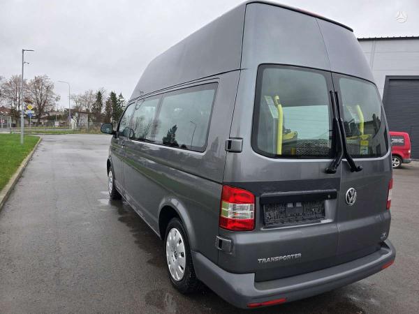 Pelēks Volkswagen Transporter 2012 Kretinga, ar dzinēja tilpumu 2.00 L un nobraukumu 286 tūkst. km par 7600 €, foto 4 vietnē AUTOMOTO.COM.LV