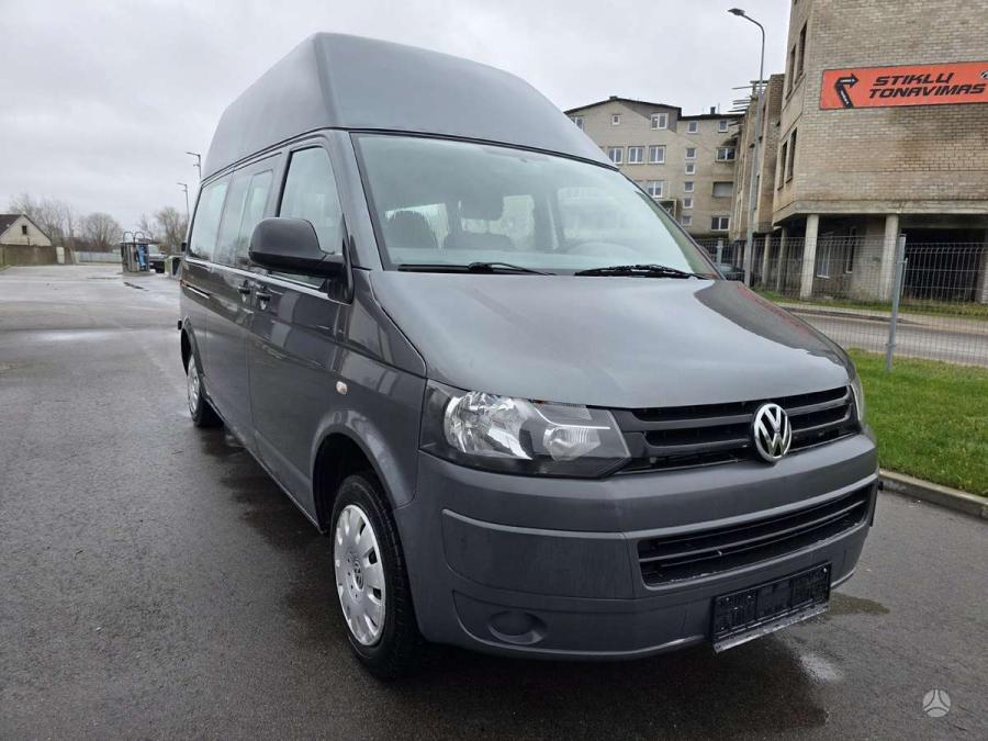 Grey Volkswagen Transporter 2012 in Kretinga, with an engine capacity of 2.00 L and mileage of 286 thousand km for 7600 €, photo 10 on AUTOMOTO.COM.LV