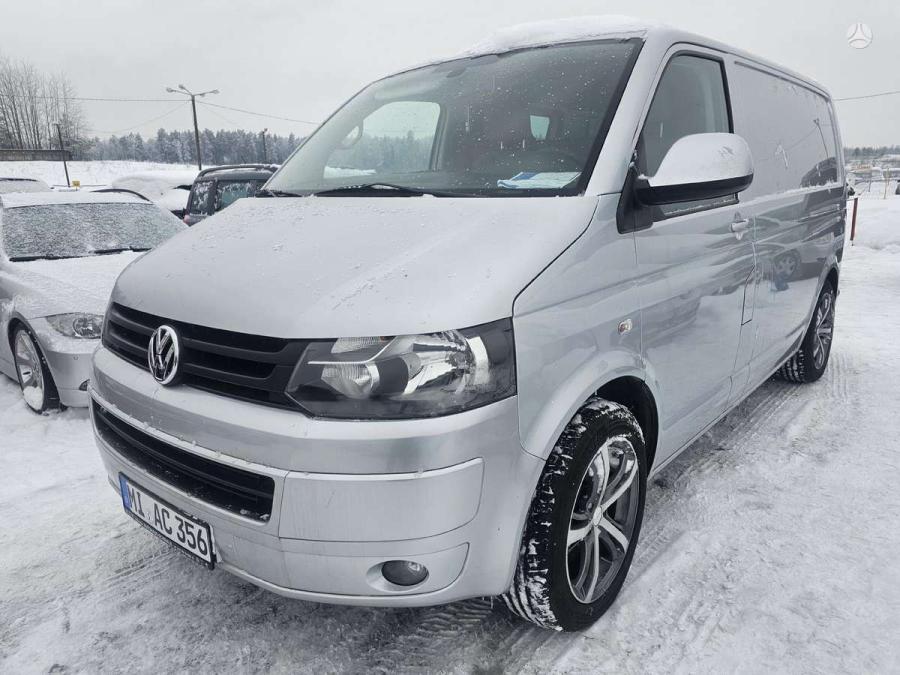 Grey Volkswagen Transporter 2012 in Vilnius, with an engine capacity of 2.00 L and mileage of 278 thousand km for 6999 €, photo 1 on AUTOMOTO.COM.LV