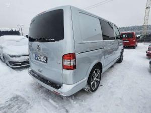 Grey Volkswagen Transporter 2012 in Vilnius, with an engine capacity of 2.00 L and mileage of 278 thousand km for 6999 €, photo 6 on AUTOMOTO.COM.LV