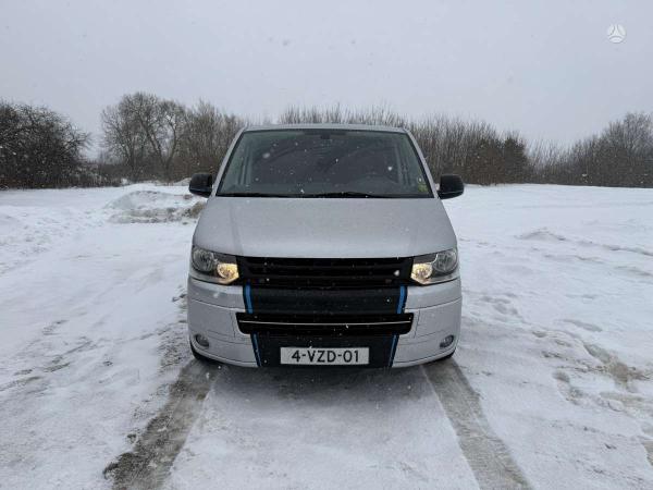 Grey Volkswagen Transporter 2012 in Vilnius, with an engine capacity of 1.97 L and mileage of 245 thousand km for 8850 €, photo 3 on AUTOMOTO.COM.LV