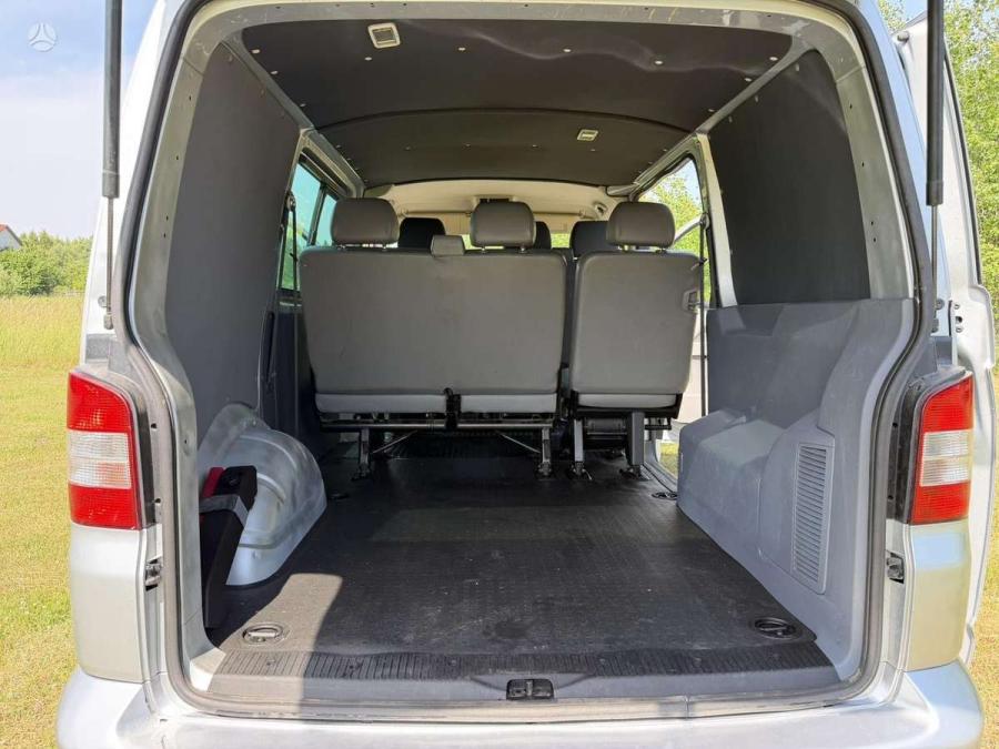 Pelēks Volkswagen Transporter 2012 Šauļi, ar dzinēja tilpumu 1.97 L un nobraukumu 292 tūkst. km par 9900 €, foto 15 vietnē AUTOMOTO.COM.LV