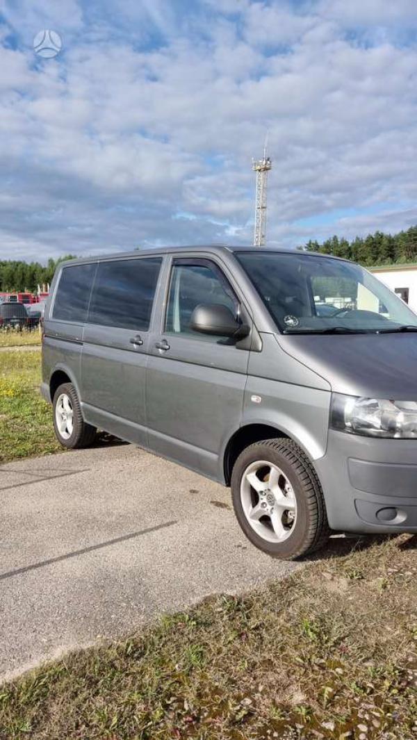 Pelēks Volkswagen Transporter 2012 Viļņa, ar dzinēja tilpumu 2.00 L un nobraukumu 41 tūkst. km par 15400 €, foto 10 vietnē AUTOMOTO.COM.LV