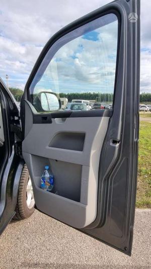 Grey Volkswagen Transporter 2012 in Vilnius, with an engine capacity of 2.00 L and mileage of 41 thousand km for 15400 €, photo 14 on AUTOMOTO.COM.LV