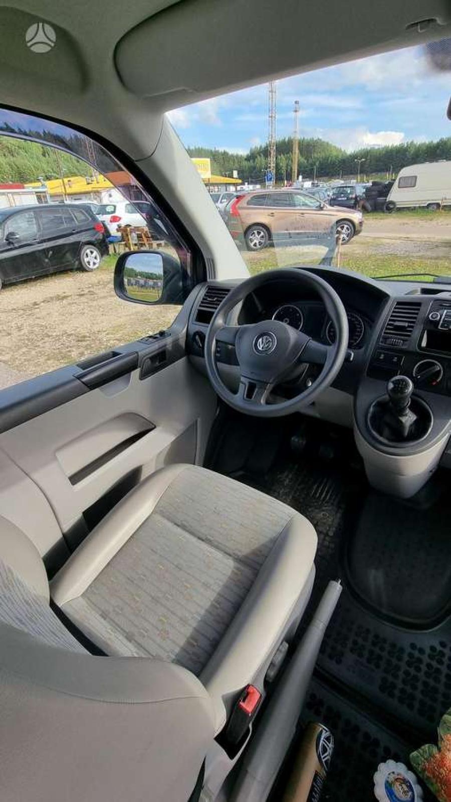 Grey Volkswagen Transporter 2012 in Vilnius, with an engine capacity of 2.00 L and mileage of 41 thousand km for 15400 €, photo 18 on AUTOMOTO.COM.LV