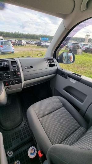 Grey Volkswagen Transporter 2012 in Vilnius, with an engine capacity of 2.00 L and mileage of 41 thousand km for 15400 €, photo 19 on AUTOMOTO.COM.LV