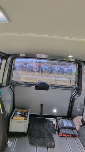 Grey Volkswagen Transporter 2012 in Vilnius, with an engine capacity of 2.00 L and mileage of 41 thousand km for 15400 €, photo 22 on AUTOMOTO.COM.LV
