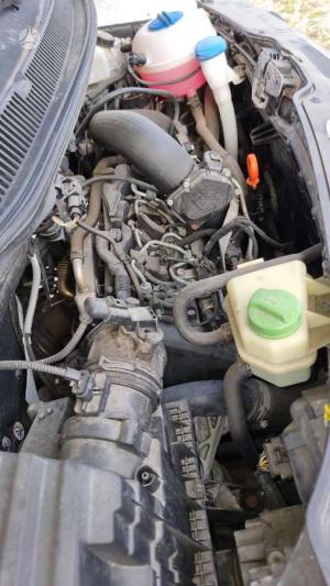 Grey Volkswagen Transporter 2012 in Vilnius, with an engine capacity of 2.00 L and mileage of 41 thousand km for 15400 €, photo 27 on AUTOMOTO.COM.LV