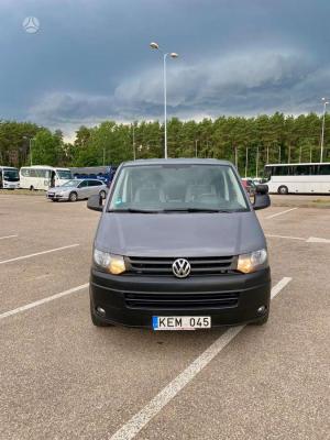 Pelēks Volkswagen Transporter 2013 Viļņa, ar dzinēja tilpumu 1.97 L un nobraukumu 406 tūkst. km par 5800 €, foto  vietnē AUTOMOTO.COM.LV