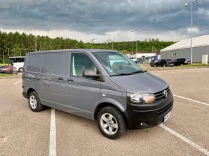 Pelēks Volkswagen Transporter 2013 Viļņa, ar dzinēja tilpumu 1.97 L un nobraukumu 406 tūkst. km par 5800 €, foto 5 vietnē AUTOMOTO.COM.LV