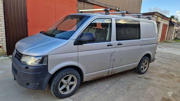 Pelēks Volkswagen Transporter 2013 Skuodas, ar dzinēja tilpumu 1.97 L un nobraukumu 278 tūkst. km par 8600 €, foto 1 vietnē AUTOMOTO.COM.LV