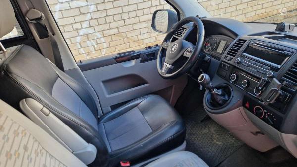 Pelēks Volkswagen Transporter 2013 Skuodas, ar dzinēja tilpumu 1.97 L un nobraukumu 278 tūkst. km par 8600 €, foto 6 vietnē AUTOMOTO.COM.LV